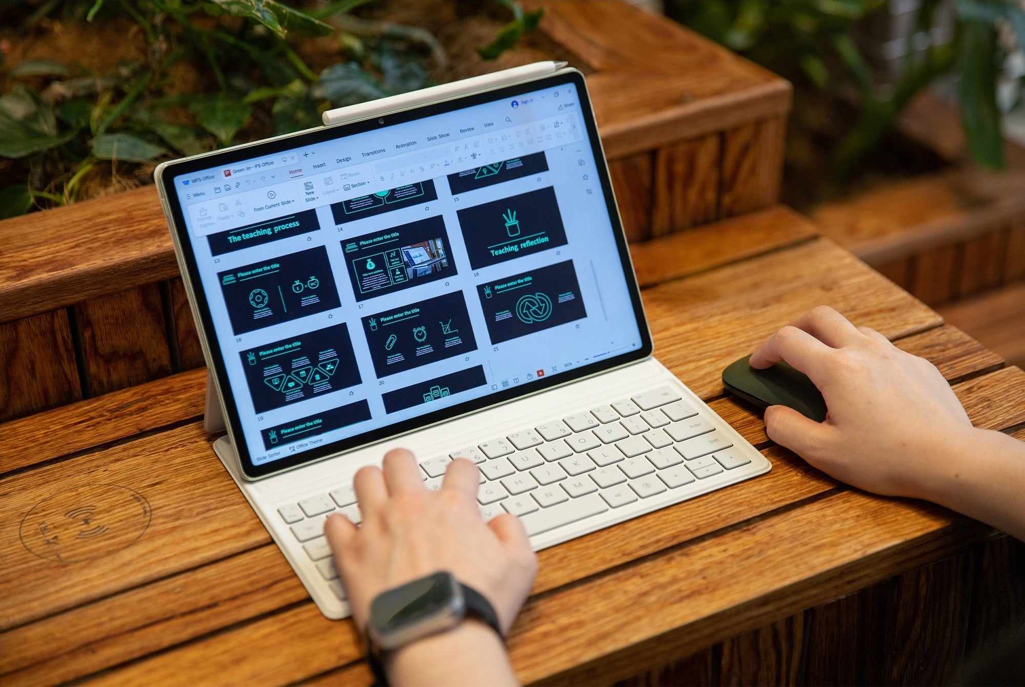 HUAWEI Philippines Teases HUAWEI MatePad 12 X, Stylish Tablet with PC ...
