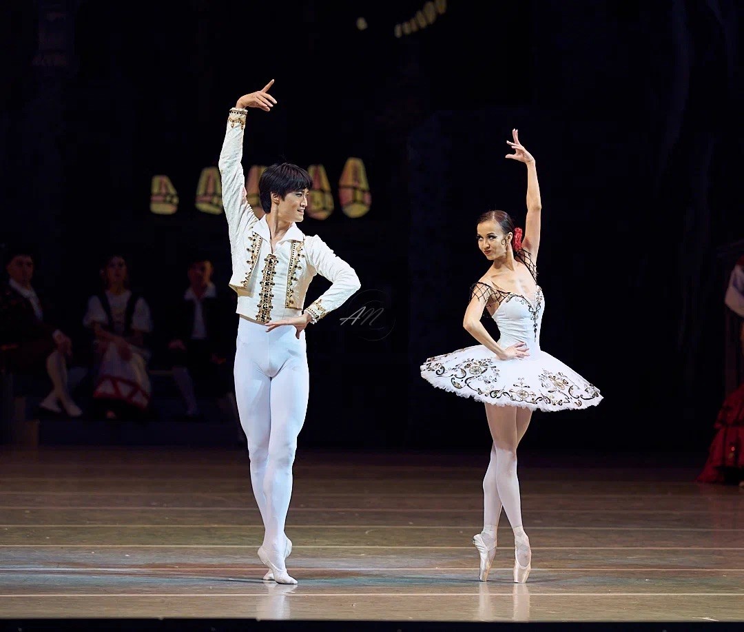 Mariinsky Ballet superstars Kimin Kim and Renata Shakirova lead Ballet ...